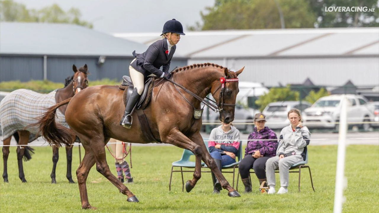 Living Legends - Scott Base