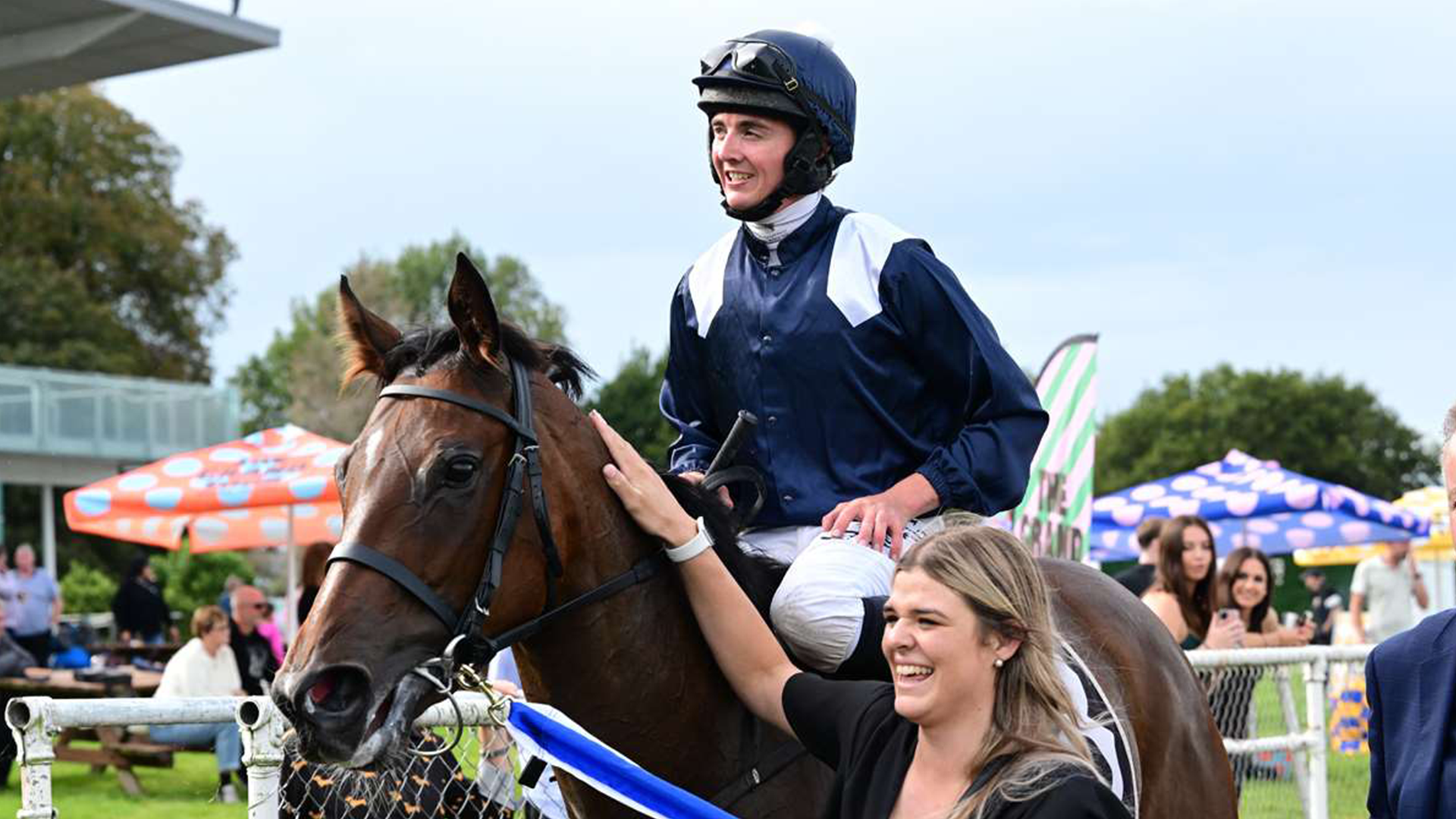 What A Weekend - 3 April